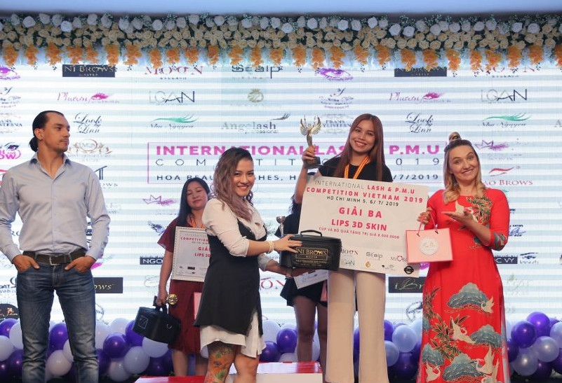 3RD PRIZE IN INTERNATIONAL LASH & PMU COMPETITION